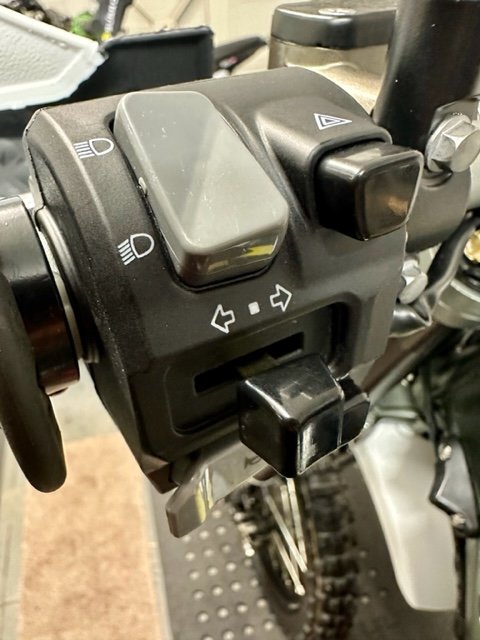 SURRON ULTRA BEE X T LEFT HAND HANDLEBAR SWITCH - Rev Monkey